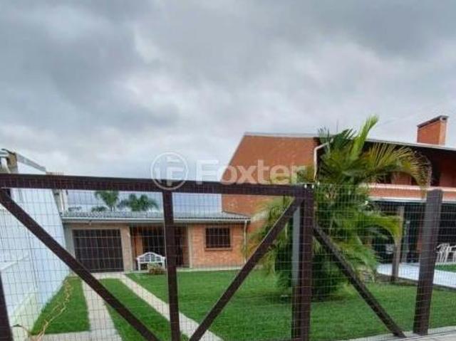 Casa, 3 dormitórios, 98.5 m², em Praia da Cal