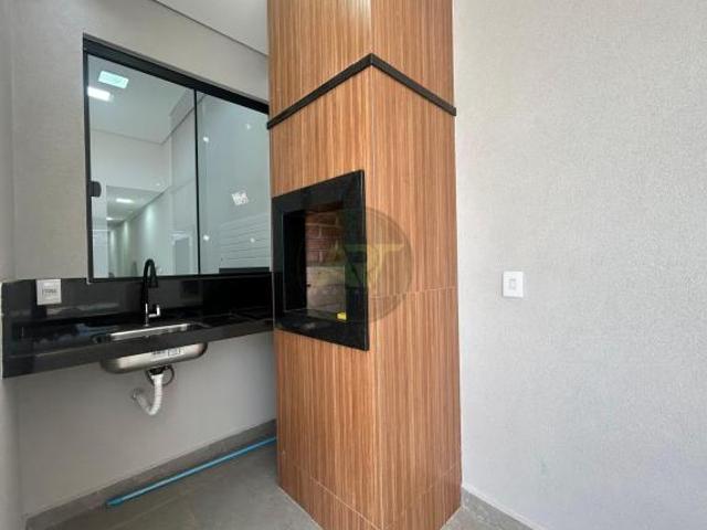 Casa 3 Dormitórios, com Àrea gourmet