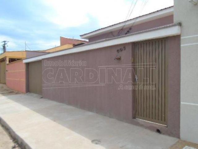 Casa 3 Dormitórios com edícula