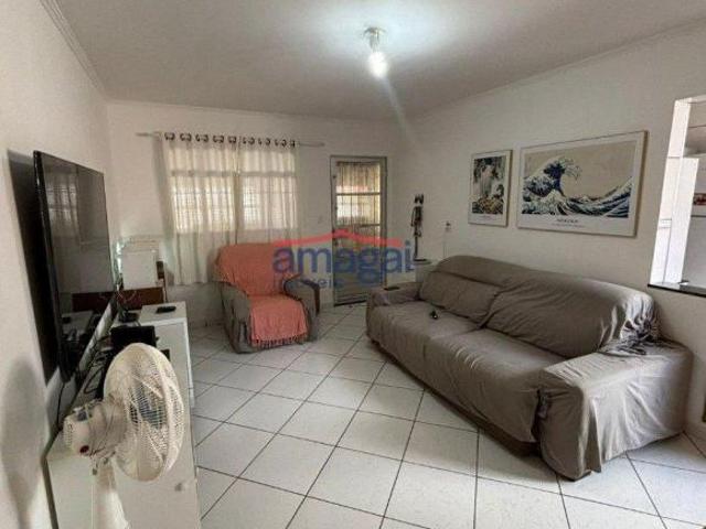 Casa 3 dormitórios com edícula no Parque Califórnia, Jacareí SP