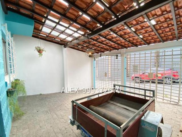 CASA 3 DORMITORIOS COM 2 VAGAS 5 MINUTOS METRO VILA SONIA