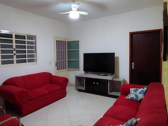 Casa 3 dormitórios com 2 vagas em Itaquaquecetuba, a venda