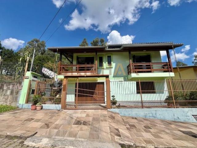 Casa 3 dormitórios comprar no São Ciro II