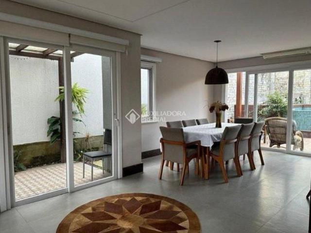 Casa 3 dormitórios condominio fechado