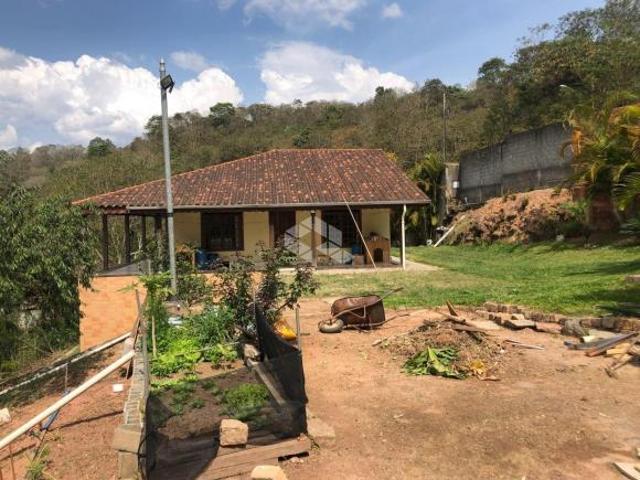 Casa 3 dormitórios à venda, 4.218m² por R$ 950.000,00 Jardim Santa Branca Mairiporã/SP