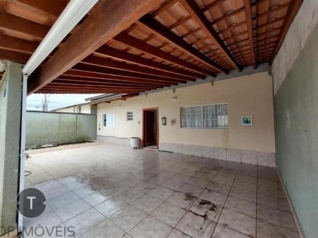 Casa 3 dormitórios a venda Itanhaém, São Paulo, bairro Cibratel 2, sendo 1 dos dormitórios suíte