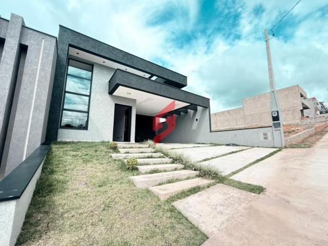 Casa 3 dormitórios à venda no Wanel Ville