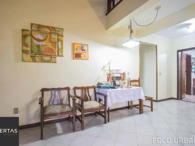 Casa 3 dormitórios à venda no Bairro Parque Santa Fé Porto Alegre