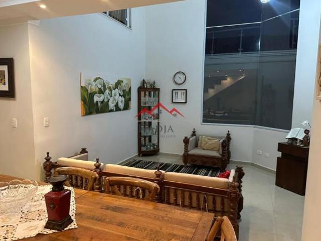 Casa 3 dormitórios, à venda no Condomínio Vivenda Centenário, em Jundiaí