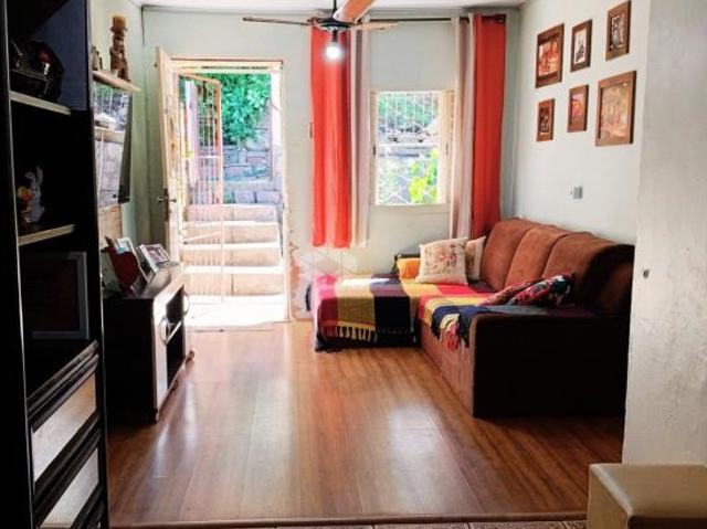 Casa 3 dormitórios à venda no Jardim Carvalho Porto Alegre aceita troca R$150 mil