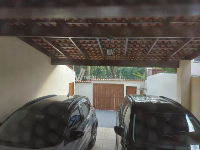 Casa 3 Dormitórios a Venda Região do Taquaral, Campinas SP