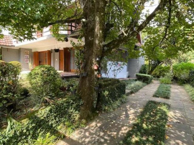 Casa 3 Dormitórios Bairro Bavária