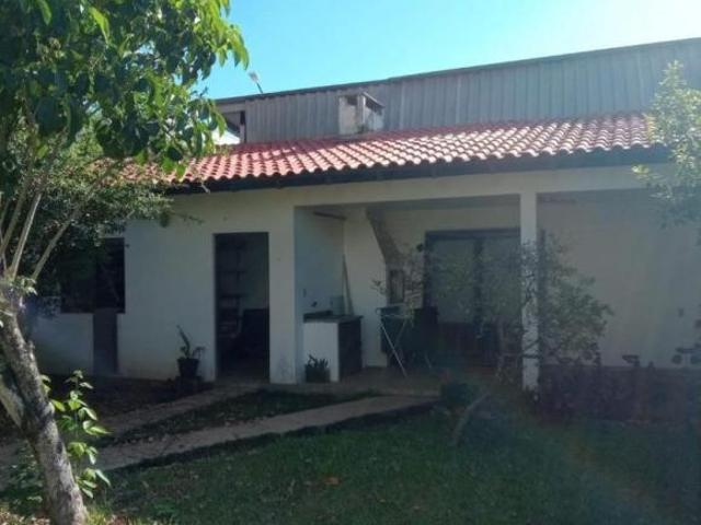 Casa 3 Dormitórios Bairro Centro