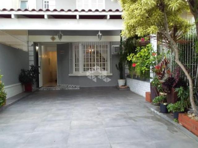 Casa 3 dormitórios, Bairro Hipica, Porto Alegre
