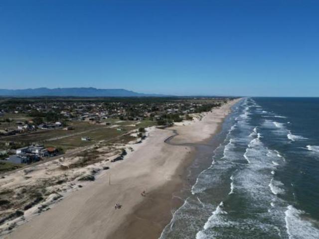 Casa 3 Dormitórios Bairro Jardim Beira Mar