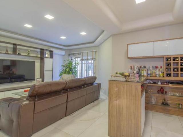 Casa 3 dormitórios Bairro Jardim Itú
