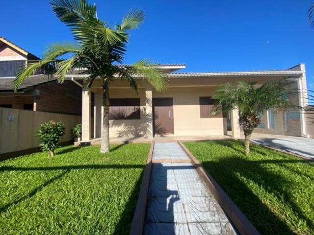 Casa 3 Dormitórios Bairro Praia Paraíso