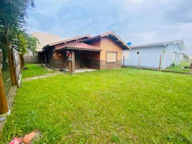 Casa 3 Dormitórios Bairro Praia Real