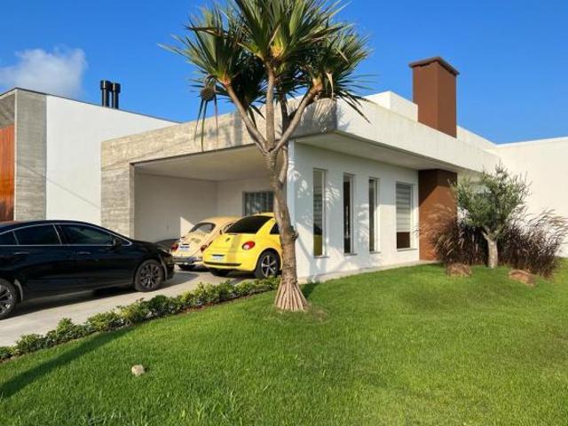 Casa 3 Dormitórios Bairro Reserva das Aguas