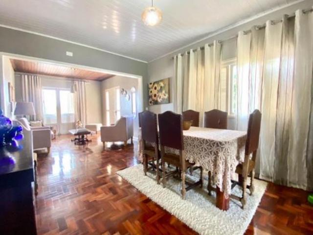 Casa 3 Dormitórios Bairro Vila São João