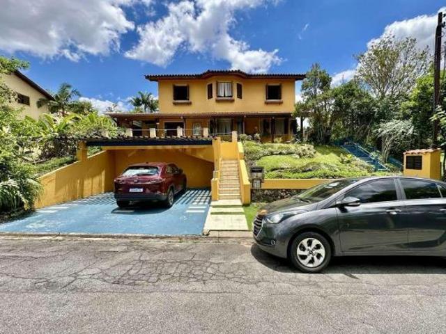 Casa 3 dormitórios Granja Viana Nova Higienópolis Jandira