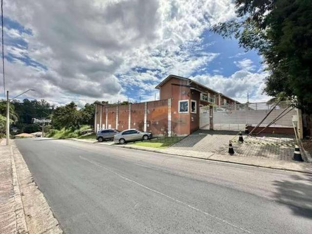 Casa 3 dormitórios Granja Viana Km 29 Cotia