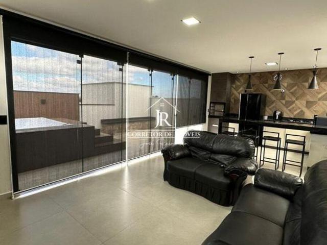 Casa 3 dormitórios de Alto Padrão Residencial Oliveira