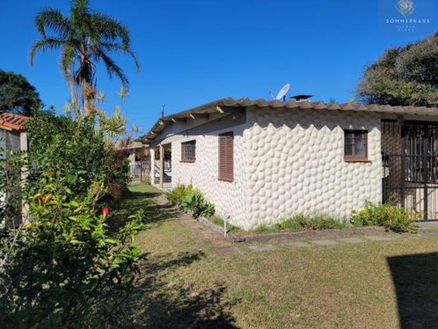 Casa 3 dormitórios em Atlântida