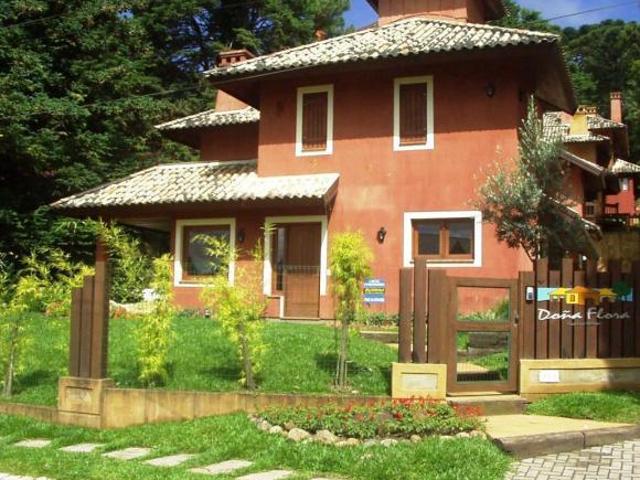 CASA 3 DORMITÓRIOS EM GRAMADO