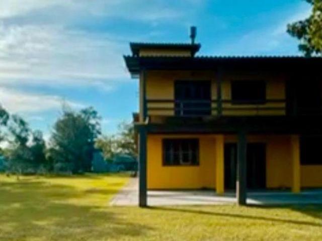 Casa 3 dormitórios em terreno 300m Magistério em Pinhal RS