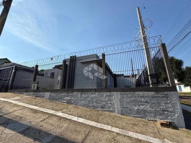 Casa 3 dormitórios, forro rebaixado de gesso, pátio