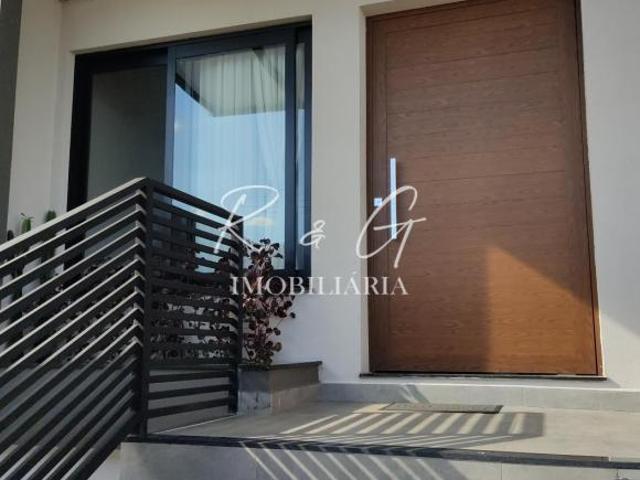 Casa 3 dormitórios moderna R$ 990.000,00 Jd. Porangaba Águas de São Pedro/SP