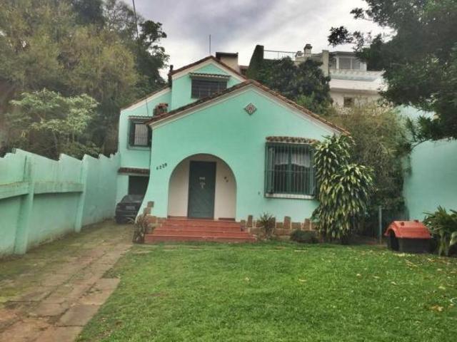 CASA 3 DORMITÓRIOS NA AVENIDA GUAÍBA