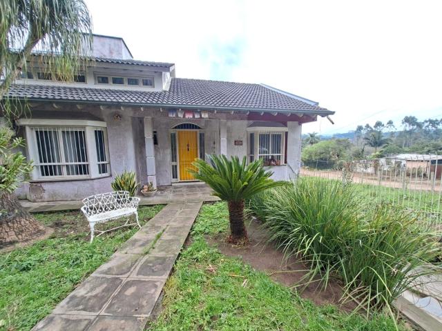 CASA 3 DORMITÓRIOS NA HÍPICA