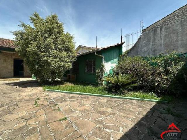 Casa 3 dormitórios na Rua Santa Isabel em Viamão RS