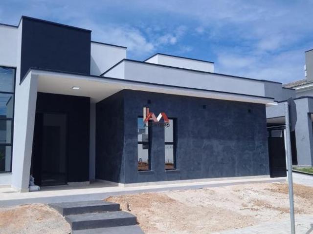 CASA 3 DORMITÓRIOS SENDO 3 SUITES CONDOMINIO FECHADO TAUBATÉ SP