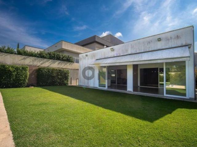 Casa 3 dormitórios, sendo 3 suítes para venda Granja Viana Cotia SP