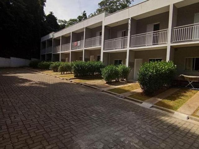 Casa 3 dormitórios suite e varanda, condomínio fechado, ótima oportunidade