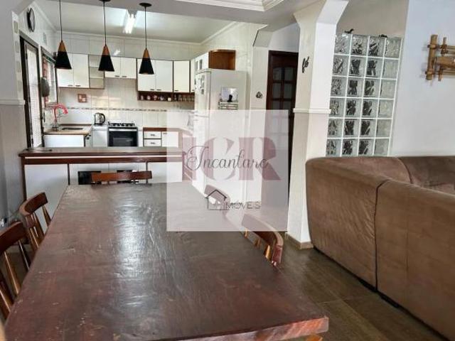 Casa 3 dormitórios porteira fechada Éden Sorocaba