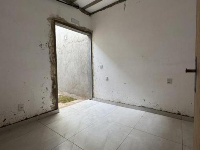 Casa 3 dormitórios para Venda em Betim, Guarujá Mansões, 3 dormitórios, 1 suíte, 2 banheiros, 2 vaga
