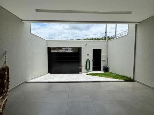Casa 3 dormitórios para Venda em Betim, Guarujá Mansões, 3 dormitórios, 1 suíte, 3 banheiros, 2 vaga