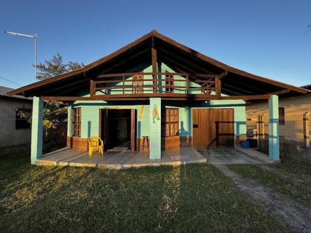 Casa 3 dormitórios para Venda em Cidreira, Ildo Meneguett, 3 dormitórios, 1 suíte, 2 banheiros, 1 va