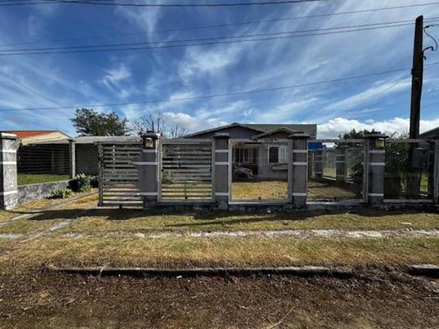 Casa 3 dormitórios para Venda em Imbé, Mariluz, 3 dormitórios, 2 banheiros, 1 vaga