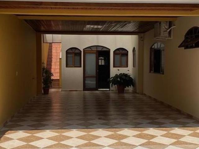Casa 3 dormitórios para Venda em Jacareí, Jardim do Vale, 3 dormitórios, 2 suítes, 4 banheiros, 4 va
