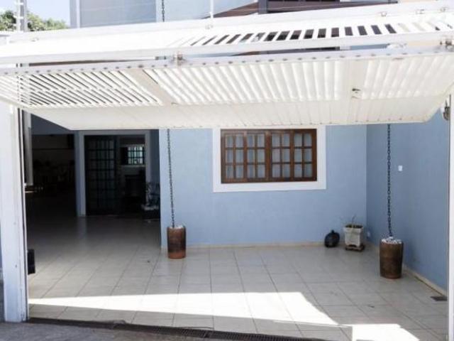 Casa 3 dormitórios para Venda em Jacareí, Vila Formosa, 3 dormitórios, 1 suíte, 3 banheiros, 4 vagas