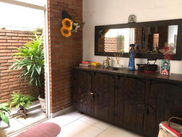 Casa 3 dormitórios para Venda em Jundiaí, Cidade Luiza, 3 dormitórios, 1 suíte, 2 banheiros, 2 vagas