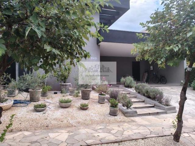 Casa 3 dormitórios para venda no Condomínio Damha IV