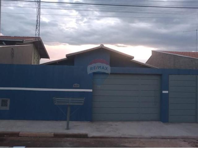 Casa 3 Dormitórios para locação