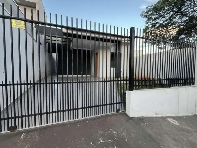Casa 3 dormitórios para Locação em Maringá, Jardim Novo Alvorada, 3 dormitórios, 1 banheiro, 2 vagas