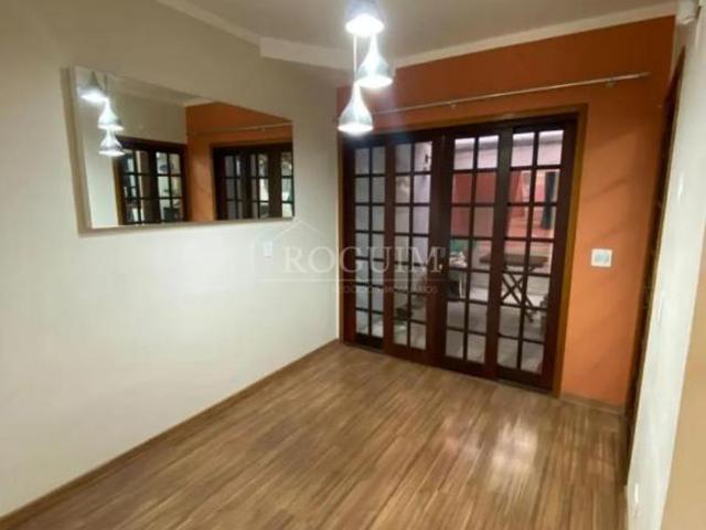 Casa 3 dormitórios Parque dos Ipês São José dos Campos